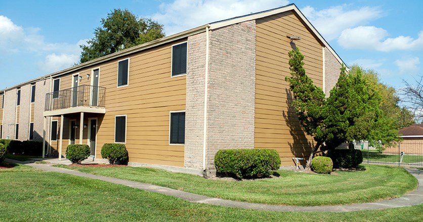 Forest Park Houston - $1024+ for 1, 2 & 3 Bed Apts