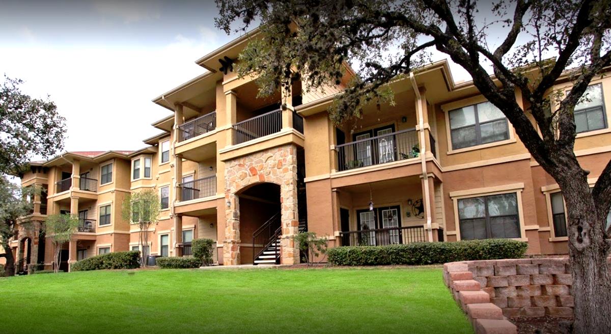 Montecristo Apartments San Antonio