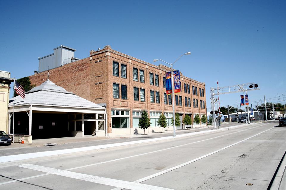 4130 Commerce Dallas - View Floorplans, Photos & More