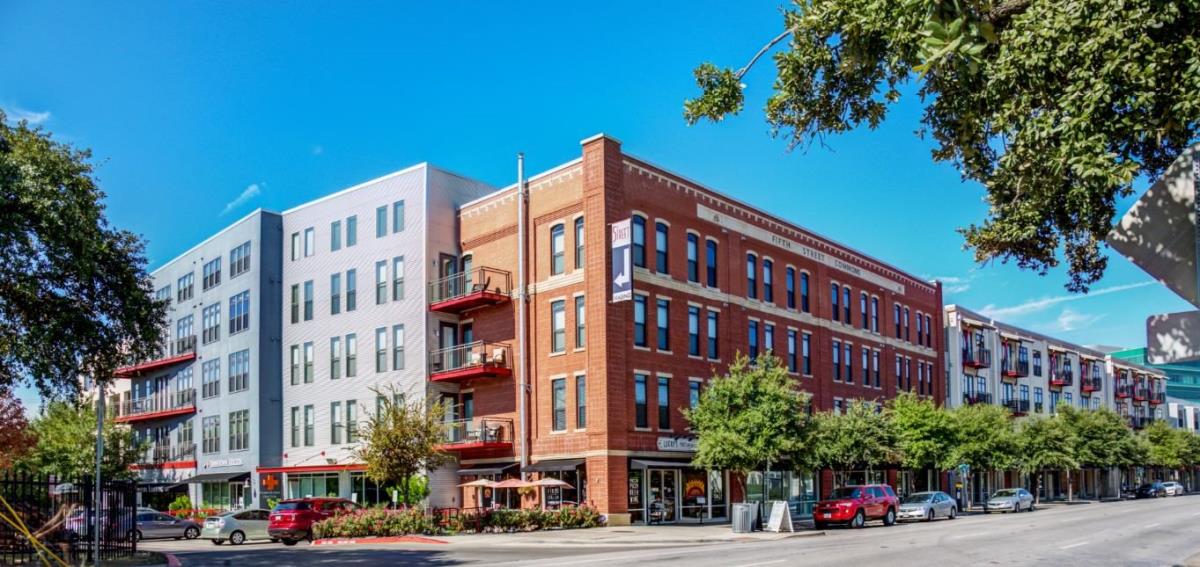 5th Street Commons Austin - $1477+ for 1 & 2 Bed Apts