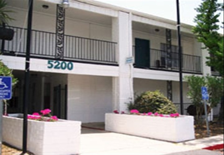 Arriba En Blanco San Antonio - View Floorplans, Photos & More