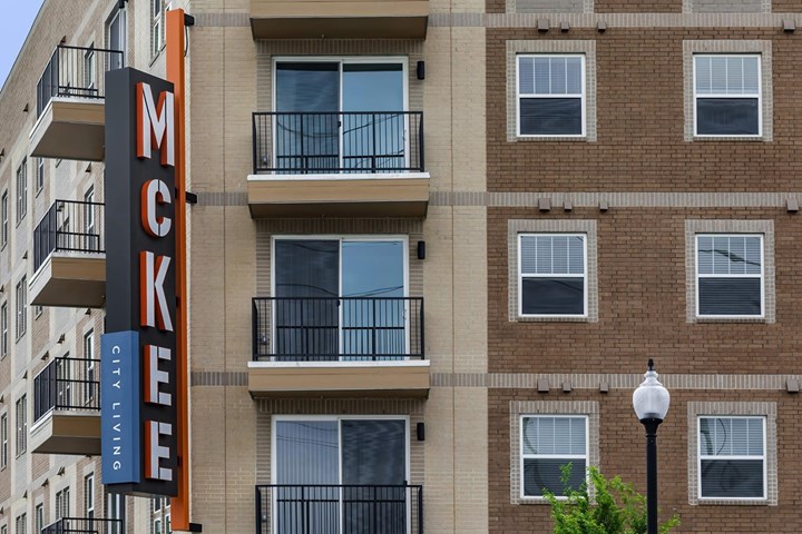 McKee City Living Houston - $1475+ for 1, 2 & 3 Bed Apts