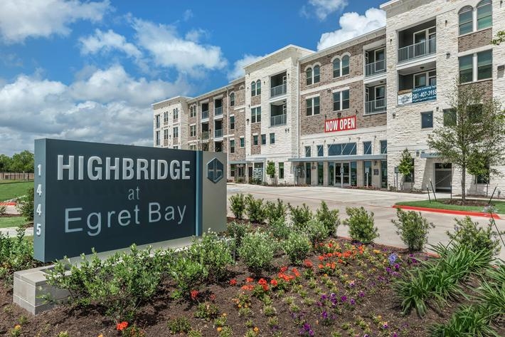 Highbridge at Egret Bay League City - $1438+ for 1 & 2 Beds