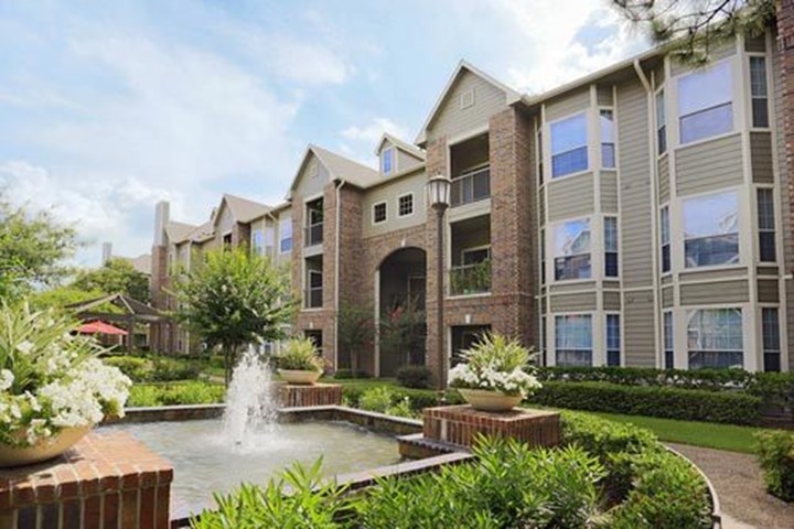 Asheville at Spring Branch Houston - $1220+ for 1, 2 & 3 Beds