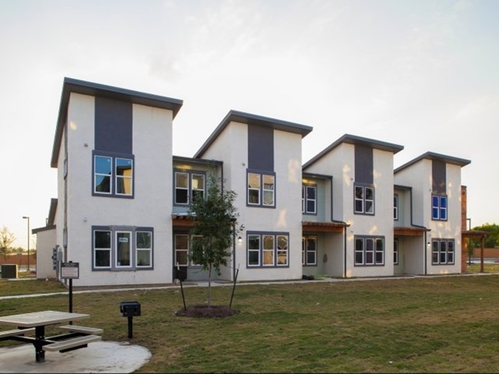 Sienna Pointe San Marcos - View Floorplans, Photos & More