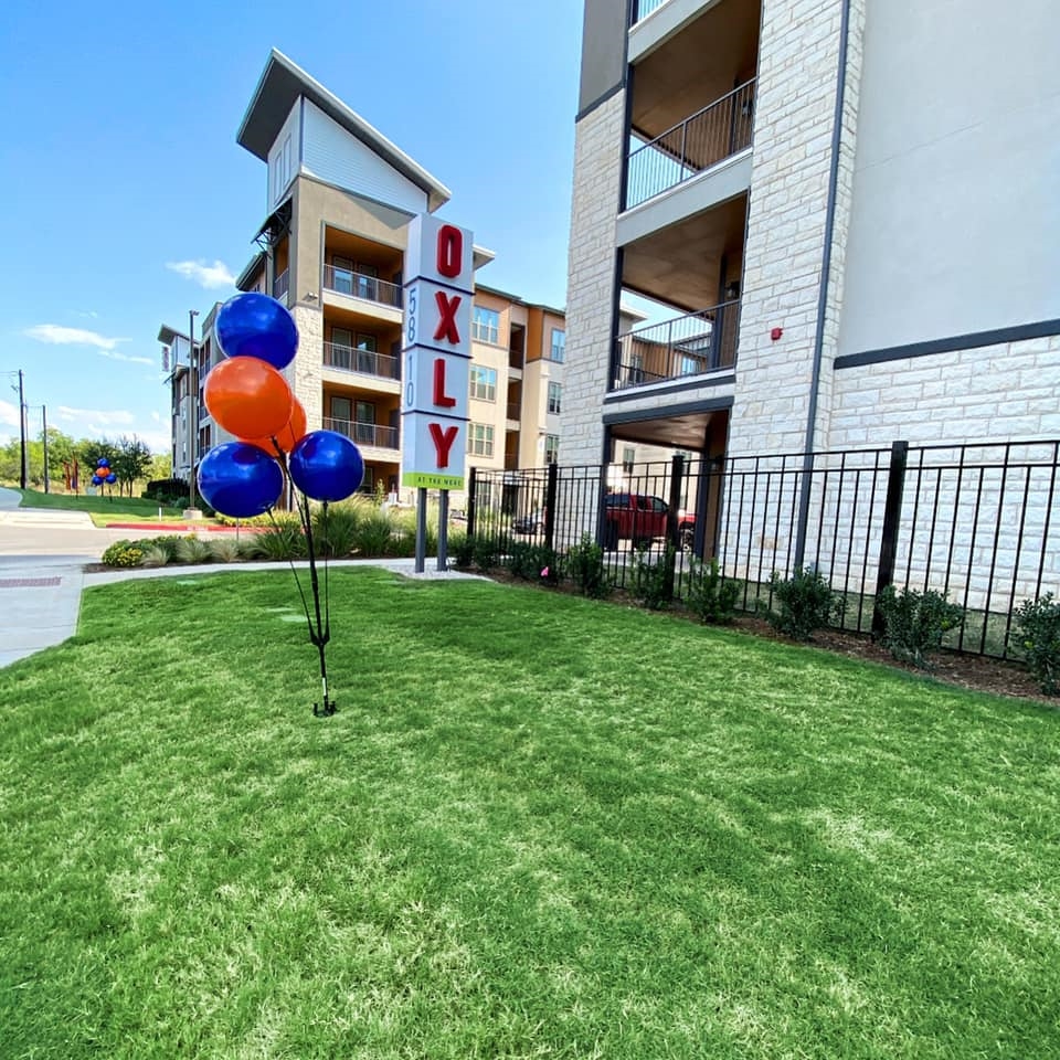 Oxly at the Merc San Antonio - $1268+ for 1 & 2 Bed Apts