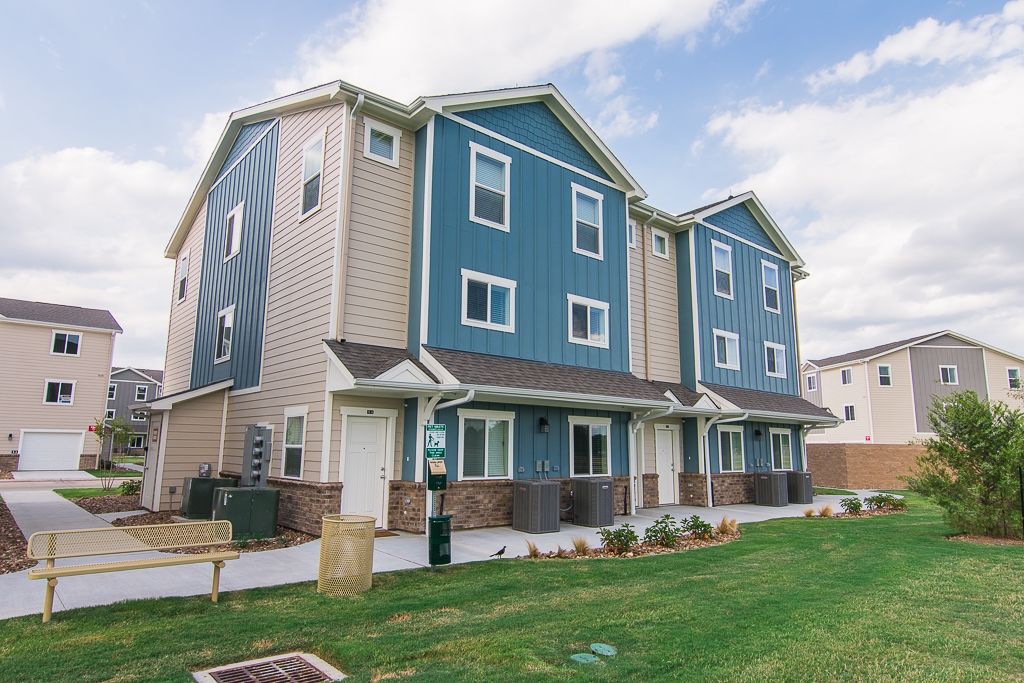 Bridgestone Crossing Spring - View Floorplans, Photos & More