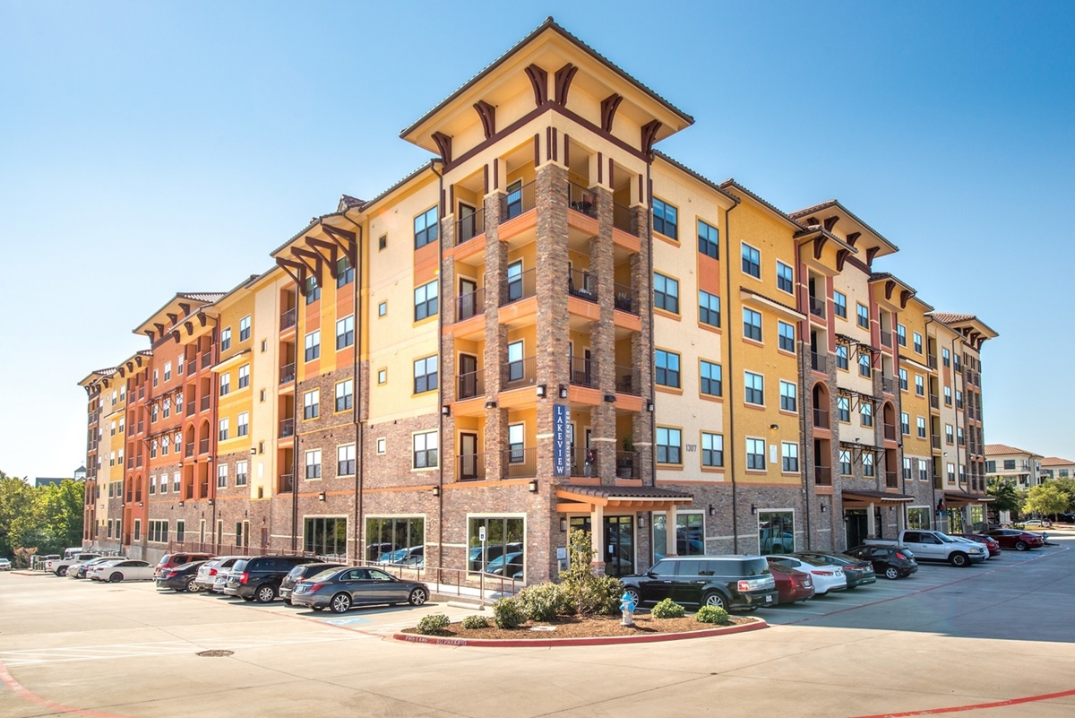 Lakeview Rockwall - $1295+ for 1, 2 & 3 Bed Apts