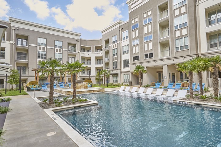 Rocklyn Fort Worth - $999+ for 1, 2 & 3 Bed Apts