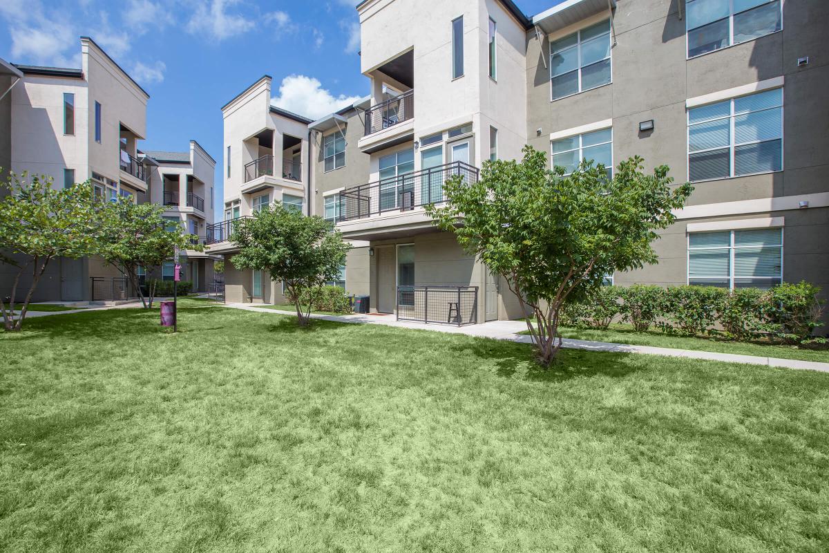 Logan Ridge San Marcos - $1598+ for 2 & 3 Bed Apts