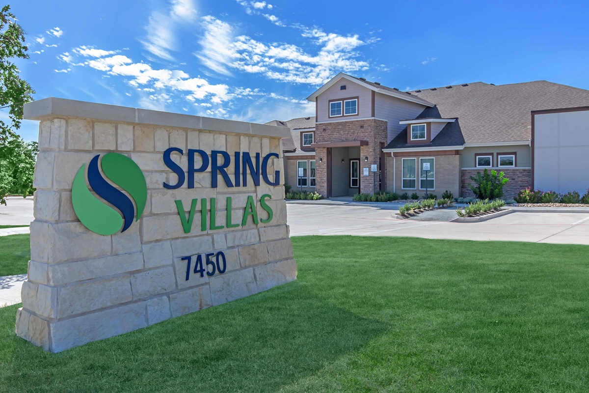 Spring Villas Austin - $1950+ for 1, 2, 3 & 4 Bed Apts