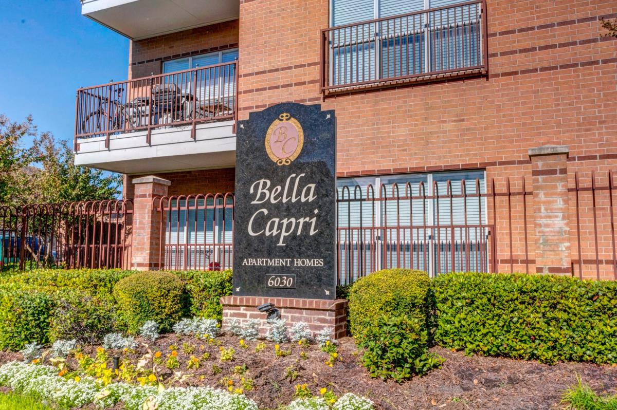 Bella Capri Houston - View Floorplans, Photos & More