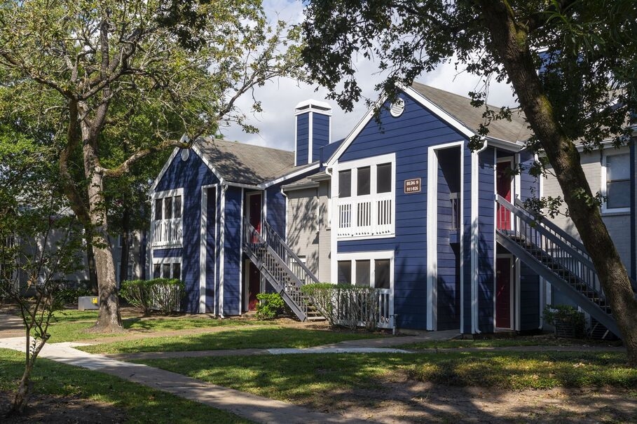 Raintree Apartments Baytown - $915+ for 1, 2 & 3 Bed Apts